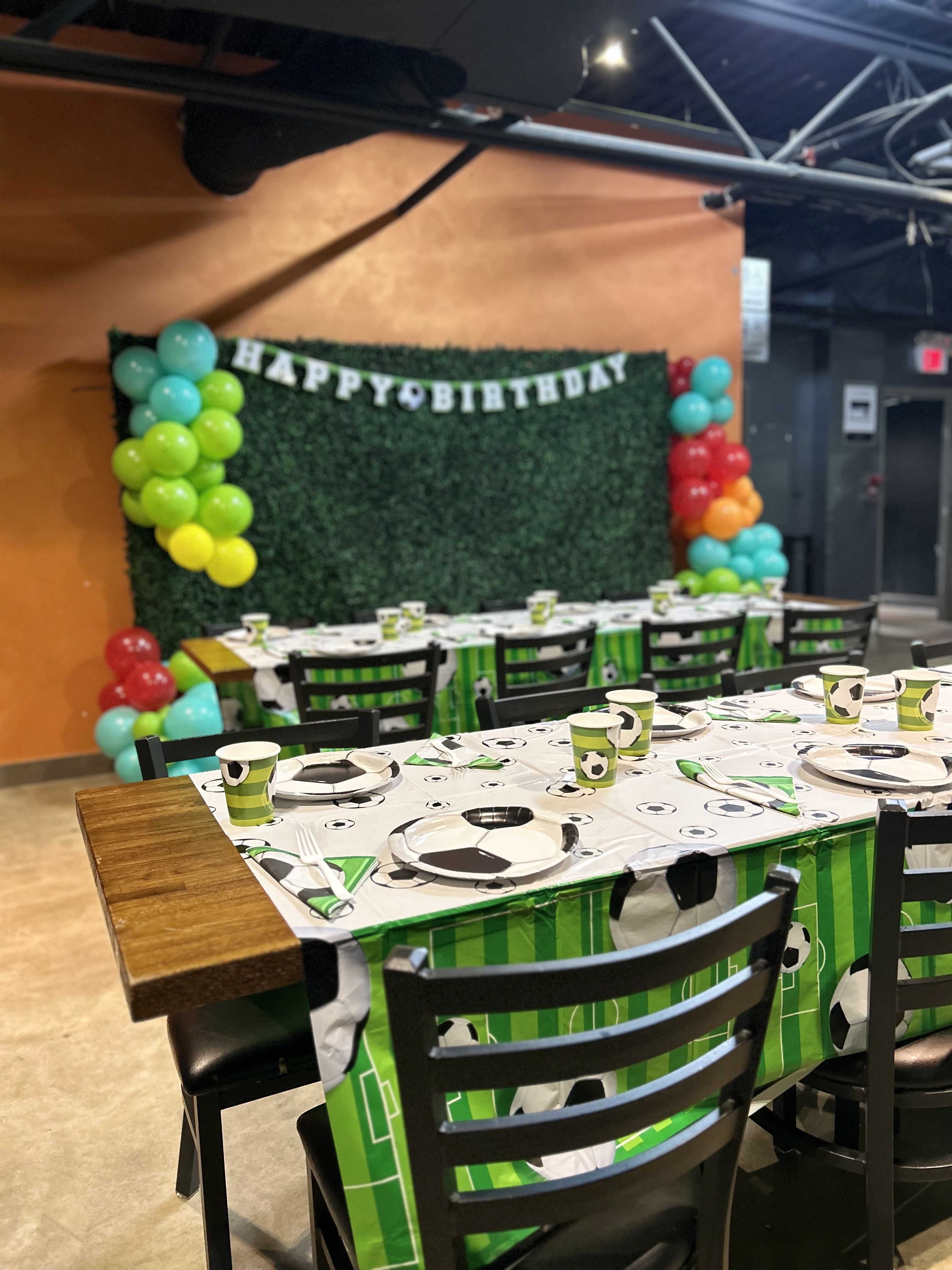 Birthday Party Rooms Photos - La Liga Toronto