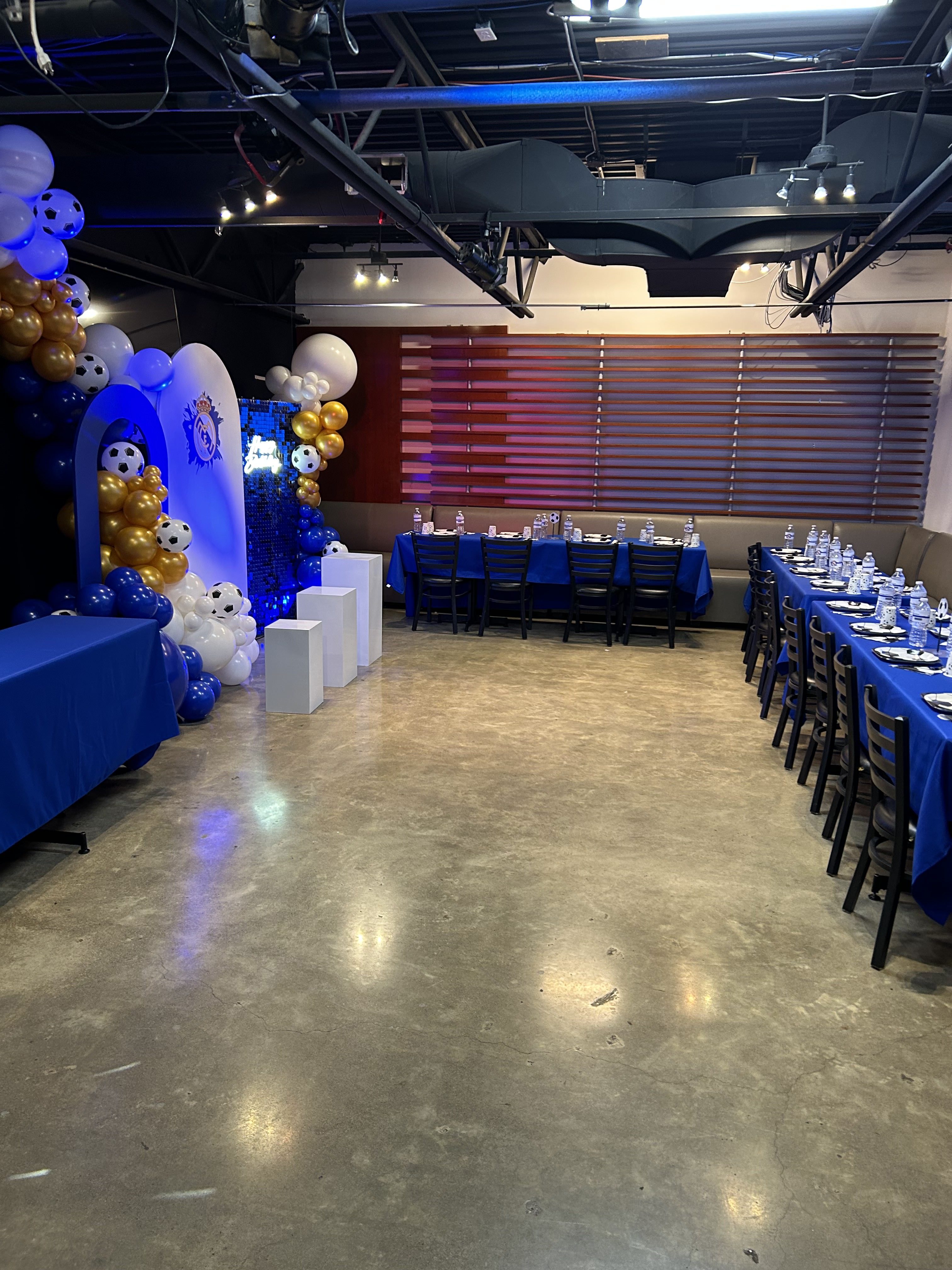Birthday Party Rooms Photos - La Liga Toronto